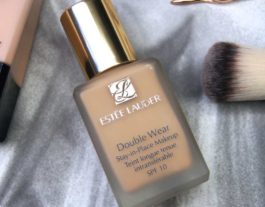 Фон дьо тен Double Wear Stay In Place от Estee Lauder